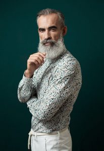 The Ultimate Guide to Grey Bearded Men 20 ideas: Unlocking their ...