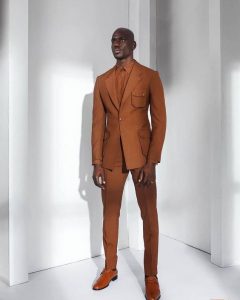 Men's Guide to Brown Outfits: Street Style to Formal Elegance