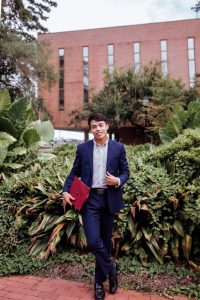 Men's Graduation Outfit Guide 2024: Style for College & High School