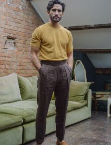 Men Over 40: Mastering Casual and Smart Styles - Fashion Trends 2024