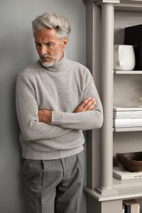 Men Over 40: Mastering Casual and Smart Styles - Fashion Trends 2024