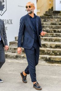 Men Over 40: Mastering Casual and Smart Styles - Fashion Trends 2024