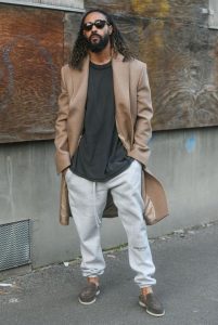 Men Over 40: Mastering Casual and Smart Styles - Fashion Trends 2024