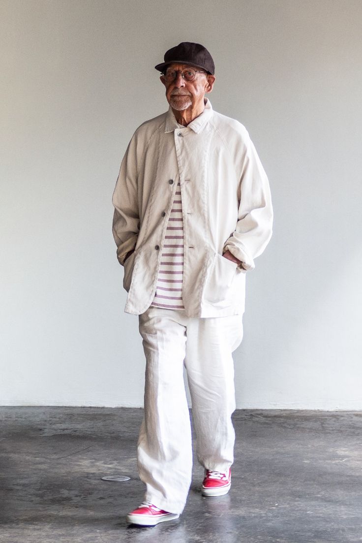 Stylish Outfits for 60+ Men - Embrace Fashion with Confidence