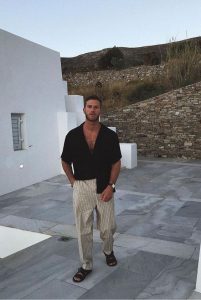 Explore Men's Summer Styles: From Beach Casual to Classic Elegance